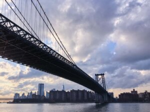 Williamsburg Bridge Walk Guide & Tips - Your Brooklyn Guide