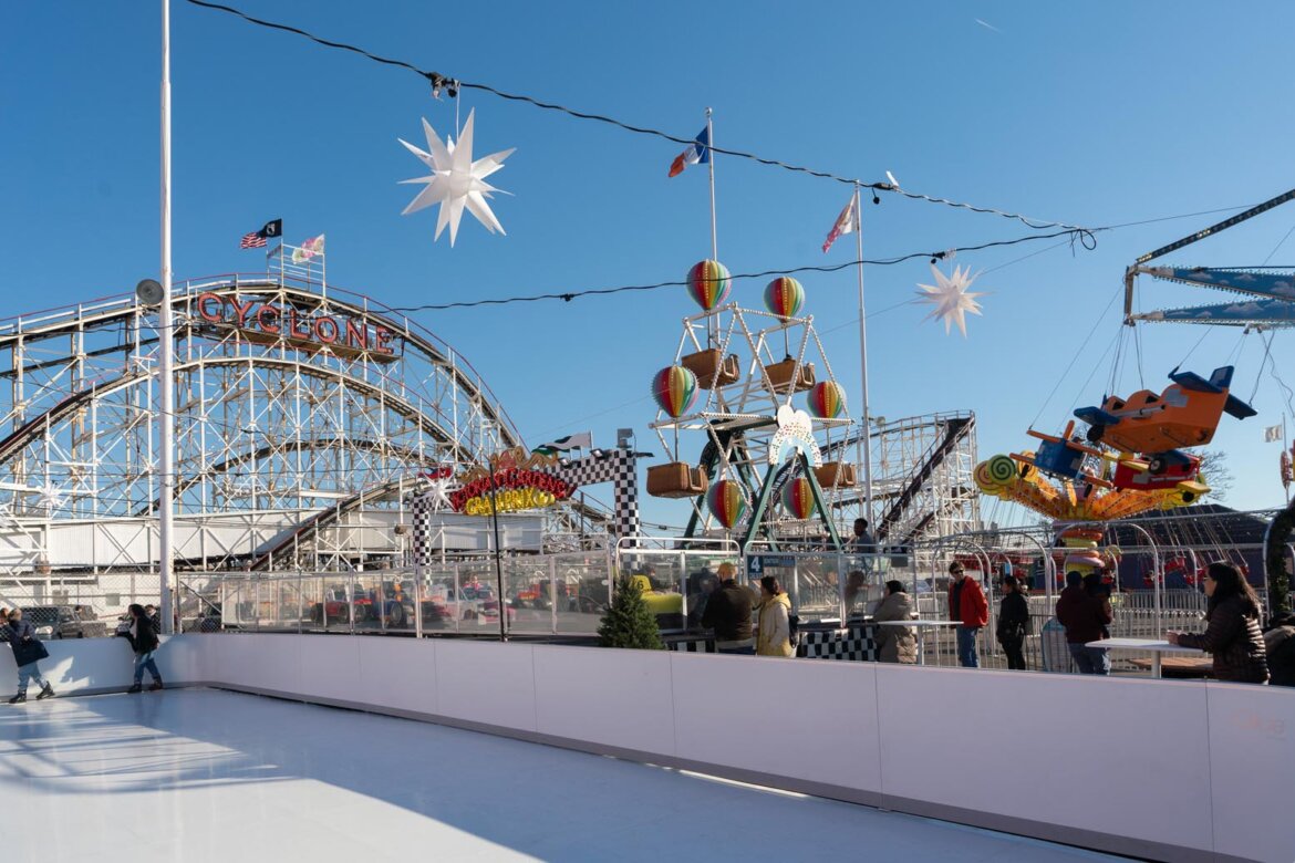 Best Ice Skating in Brooklyn for Some Frozen FUN! - Your Brooklyn Guide
