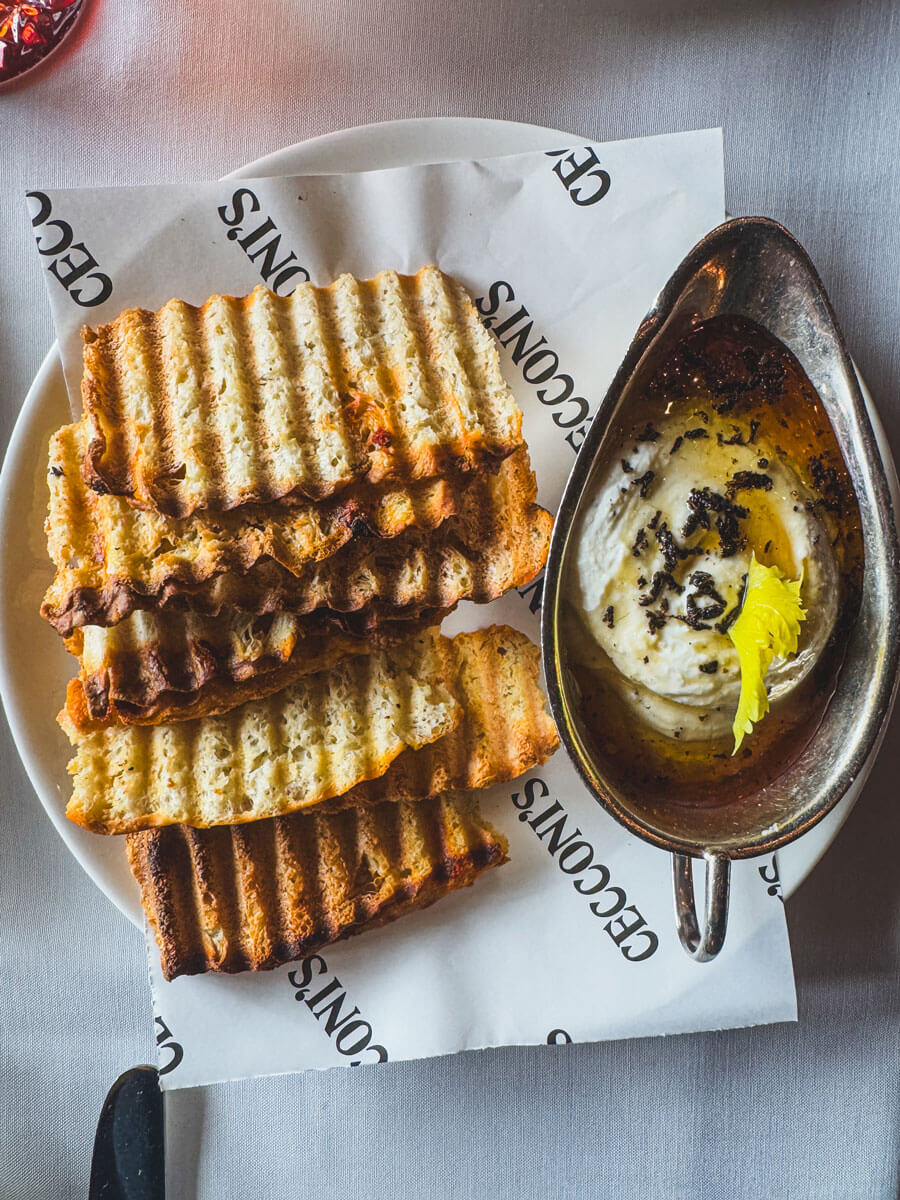 16 Best Restaurants in Dumbo (Local's Foodie Picks!) - Your Brooklyn Guide